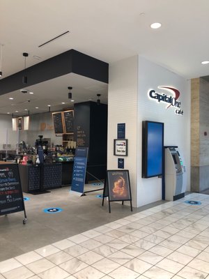 CAPITAL ONE CAFÉ - 25 Photos & 14 Reviews - 3393 Peachtree Rd 3078A ...