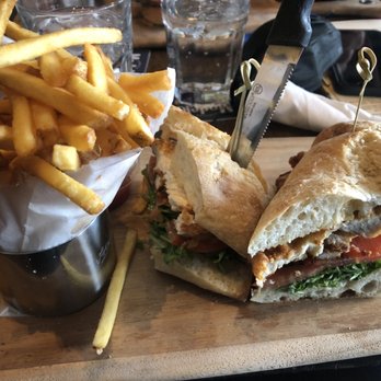 GMT TAVERN - Updated December 2025 - 174 Photos & 253 Reviews - 142 ...