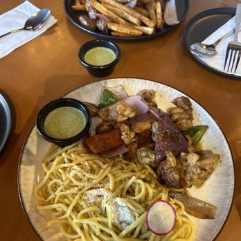 THE BEP CORNER - Updated April 2024 - 374 Photos & 109 Reviews - 4500 ...