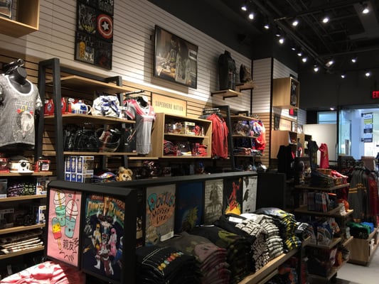 BOXLUNCH - Updated December 2025 - 14 Photos & 11 Reviews - 4400 ...