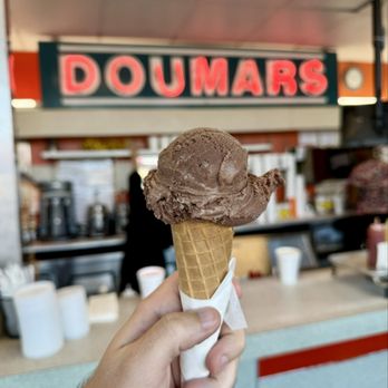 DOUMARS CONES & BARBECUE - Updated October 2024 - 744 Photos & 719 ...