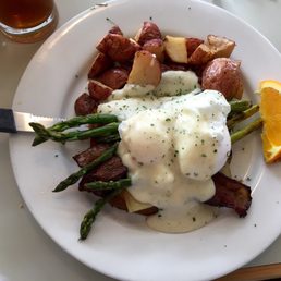 NOOKIES ON WELLS - Updated December 2025 - 481 Photos & 896 Reviews ...