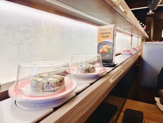 WILD GOJI REVOLVING SUSHI & BAR - Updated May 2025 - 1954 Photos & 1341 ...
