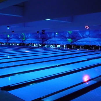 MT. HOOD LANES - Updated December 2025 - 27 Photos & 32 Reviews - 2311 ...