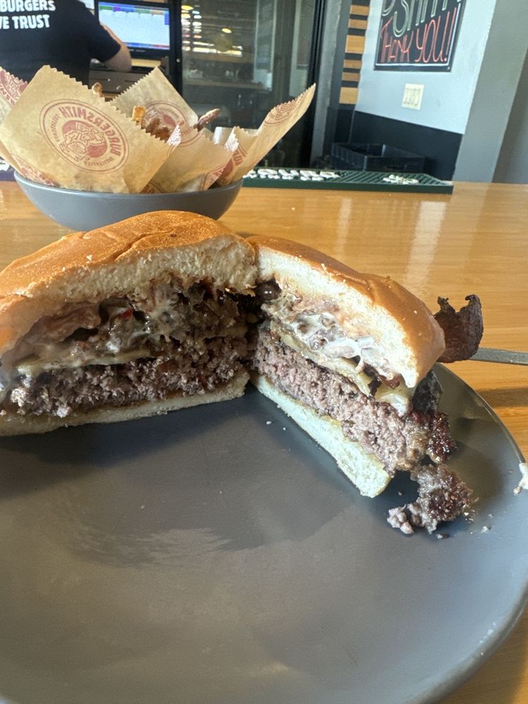 BURGERSMITH - Updated January 2025 - 78 Photos & 86 Reviews - 27350 ...