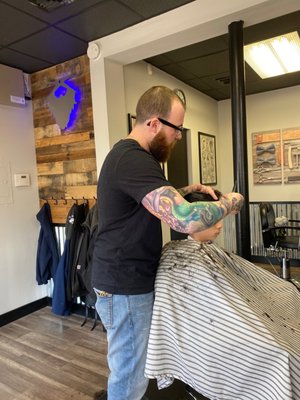 ELMWOOD BARBER SHOP - 15 Photos - 1145A New Britain Ave, West Hartford ...