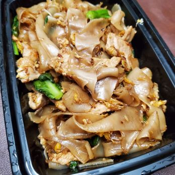 BLOCK 9 THAI STREET EATS - Updated March 2025 - 267 Photos & 146 ...