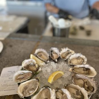 SHUCK OYSTER BAR - Updated February 2025 - 2925 Photos & 1275 Reviews ...