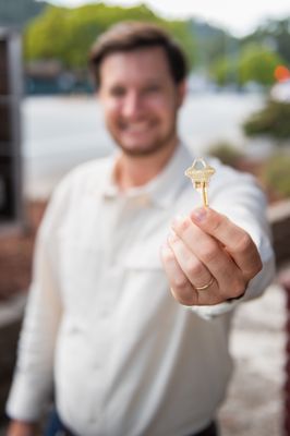 PETER EUBANK - REALTOR - Updated July 2025 - 4746 Soquel Dr, Soquel ...