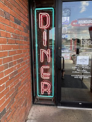 ROUNDABOUT DINER & LOUNGE - 364 Photos & 576 Reviews - 580 US Hwy 1 ...