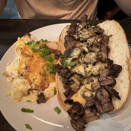 INDUSTRIAL TAPHOUSE WEST - Updated January 2025 - 30 Photos & 32 ...