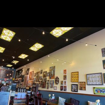 REVOLUTIONARY LOUNGE & CAFE - Updated July 2024 - 116 Photos & 137 ...