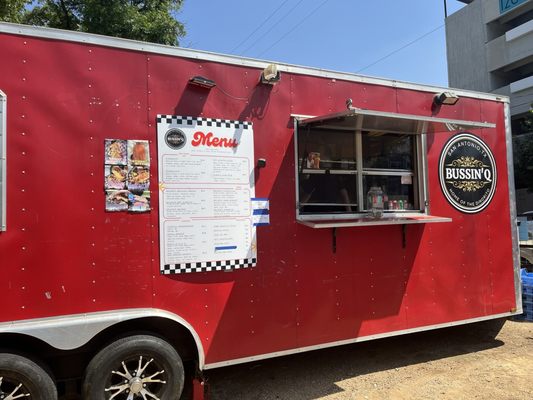 BUSSIN’ Q - Updated September 2025 - 69 Photos & 45 Reviews - 125 Lamar ...