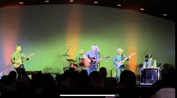 ROBINSON RANCHERIA RESORT & CASINO - Updated October 2025 - 125 Photos ...