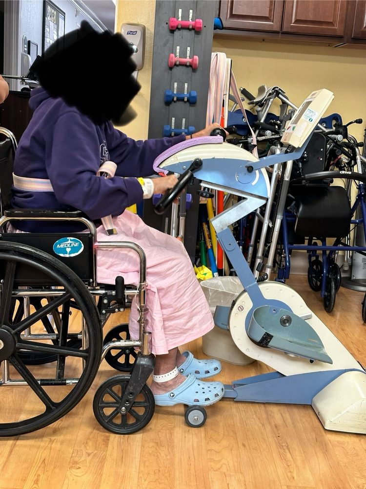 SANTA MONICA HEALTH CARE CENTER - Updated October 2025 - 23 Photos & 29 ...