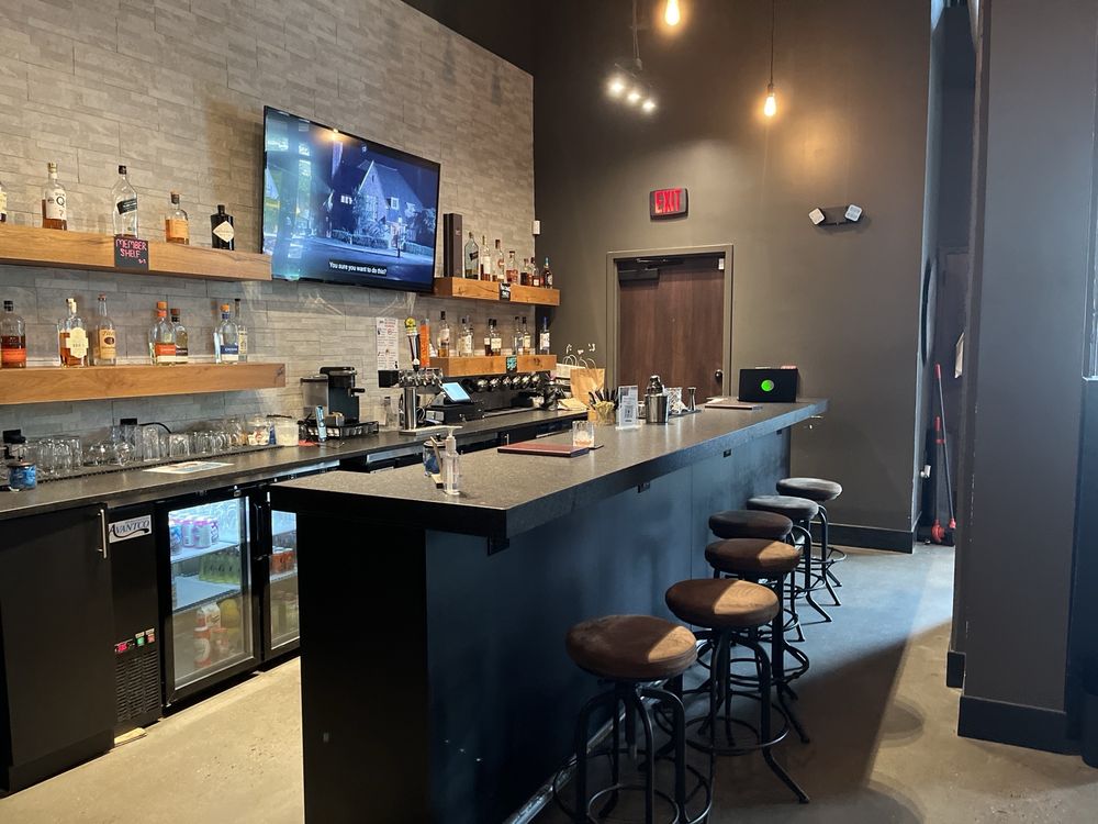 SCISSORS & SCOTCH - Updated November 2025 - 11 Photos & 32 Reviews ...