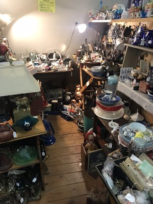 ANTIQUES AT EDGERLY FARM - Updated October 2025 - 87 Lafayette Rd ...