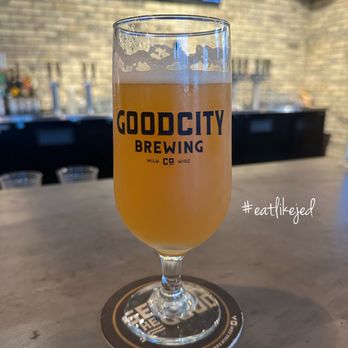 MEQUON PUBLIC MARKET - Updated December 2025 - 107 Photos & 29 Reviews ...