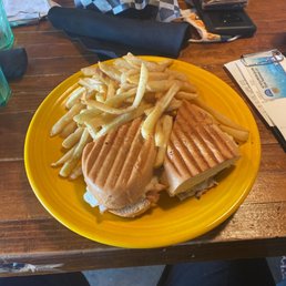 THE MONARCH - Updated December 2025 - 256 Photos & 367 Reviews - 579 W ...