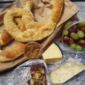 The Cheesemonger’s Shop - Takeout & Delivery - 58 Photos & 183 Reviews ...