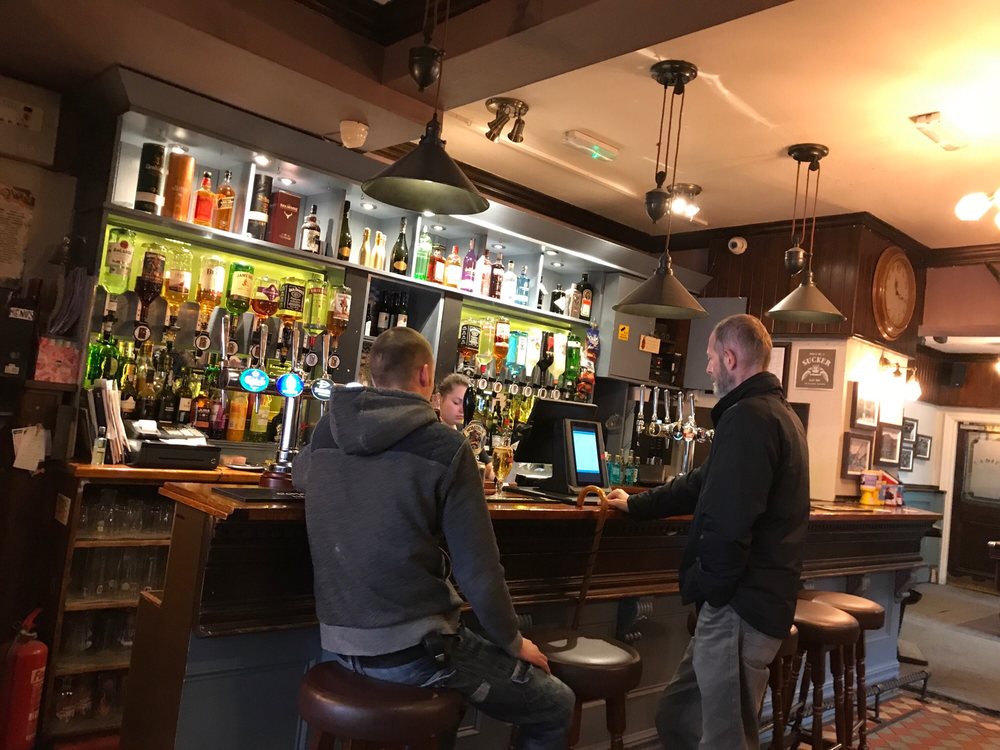 BULL INN - Updated March 2025 - 20 Castle Street, Llangollen ...