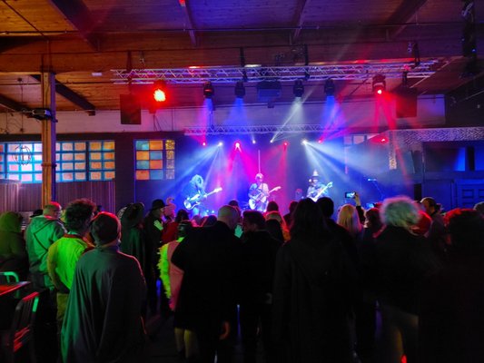 MORRISON MARKET - Updated October 2025 - 29 Photos - 722 SE 10th Ave ...