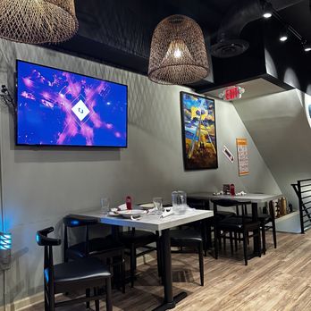 EATWELL AFRICAN RESTAURANT & LOUNGE - Updated January 2026 - 34 Photos ...