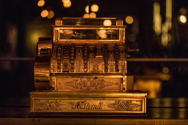 VAULT - 239 Photos & 83 Reviews - 2017 9th St, Cleveland, OH - Menu - Yelp