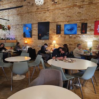 LOST FOX - Updated January 2026 - 154 Photos & 106 Reviews - 213 4th St ...