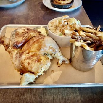 ENGINE ROOM - 1348 Photos & 1363 Reviews - 14 Holmes St, Mystic ...