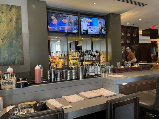 ONE18 EMPIRE - Updated December 2025 - 223 Photos & 105 Reviews - 820 ...