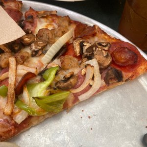 ROUND TABLE PIZZA - 104 Photos & 111 Reviews - 1225 El Camino Real ...