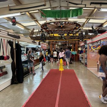 TRADERS WORLD - Updated January 2026 - 235 Photos & 101 Reviews - 601 ...