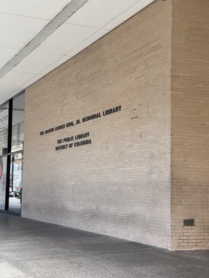 MARTIN LUTHER KING JR. MEMORIAL LIBRARY - Updated November 2025 - 367 ...