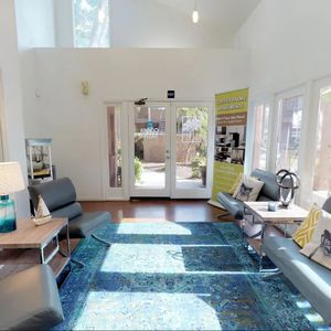 VASEO APARTMENTS - Updated April 2025 - 58 Photos - 16220 N 7th St ...