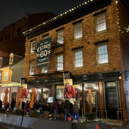 CLYDE’S OF GEORGETOWN - Updated December 2025 - 1610 Photos & 1628 ...