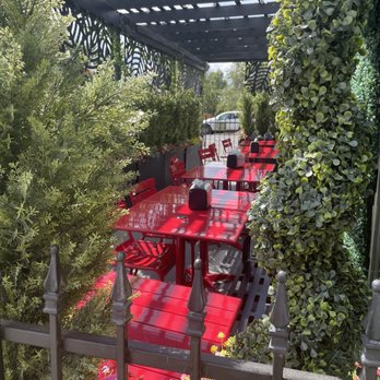 BIG APPLE BODEGA - Updated April 2025 - 104 Photos & 74 Reviews - 2231 ...