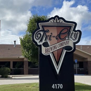 TRI-CITY BREWING COMPANY - Updated January 2026 - 64 Photos & 43 ...