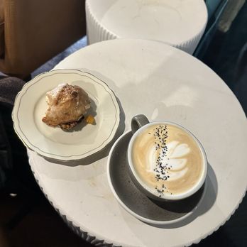 DISCOURSE COFFEE - DOWNTOWN - Updated August 2025 - 178 Photos & 68 ...