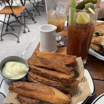 ALBERT’S BAR - Updated September 2024 - 202 Photos & 98 Reviews - 140 E ...