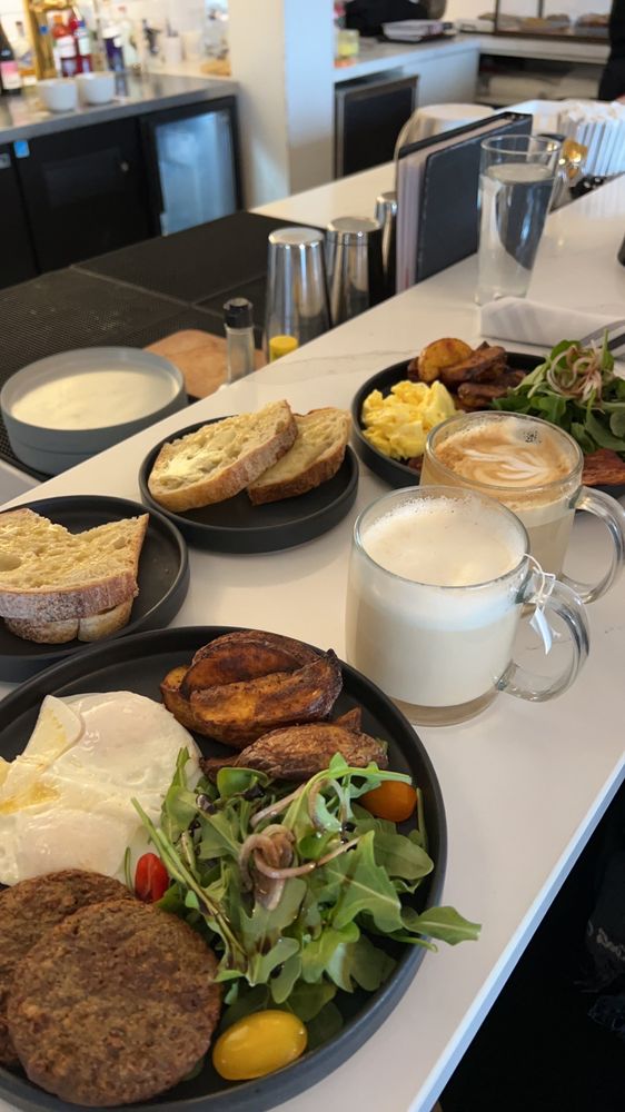 COMMON GOOD CAFE & SOCIAL HOUSE - Updated December 2025 - 85 Bayfield ...