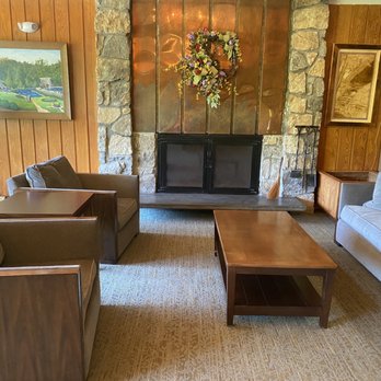 HEMLOCK LODGE - Updated September 2025 - 72 Photos & 23 Reviews - 2135 ...
