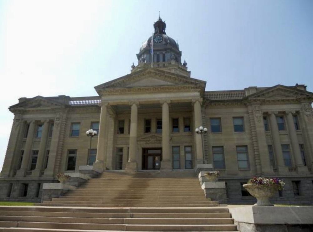 BOURBON COUNTY COURTHOUSE - Updated October 2024 - 301 Main St, Paris ...