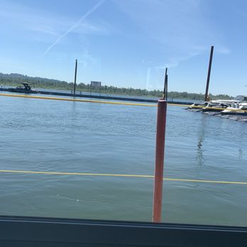 THE PUFFIN CAFE - Updated December 2025 - 241 Photos & 248 Reviews - 14 ...