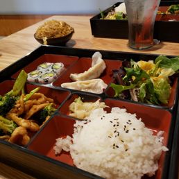 WILD GOJI REVOLVING SUSHI & BAR - Updated December 2024 - 1840 Photos ...