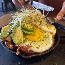 TASTY EXPERIENCE BISTRO - Updated October 2025 - 135 Photos & 80 ...