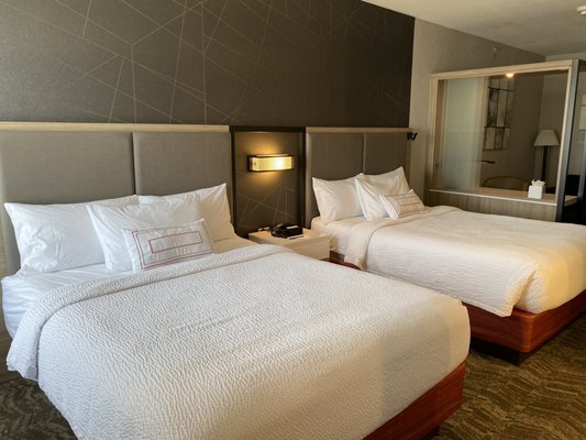 SPRINGHILL SUITES BY MARRIOTT ALBUQUERQUE NORTH/JOURNAL CENTER - 55 ...