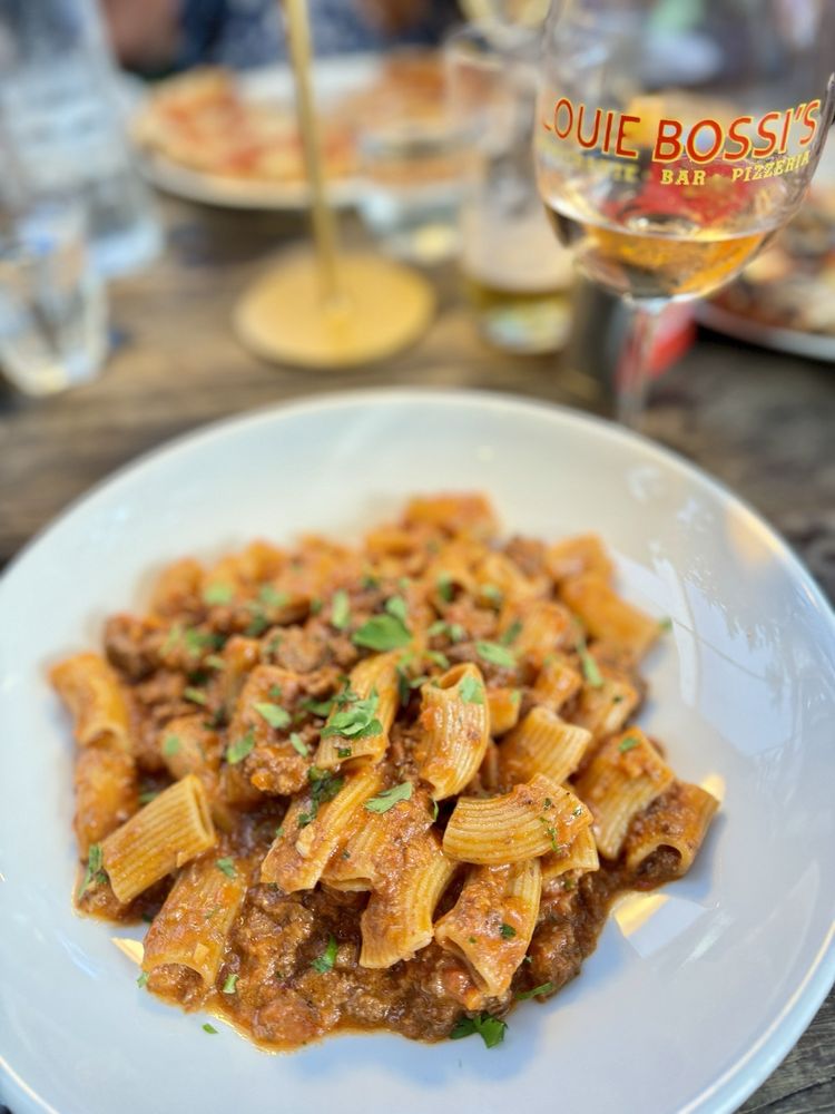 LOUIE BOSSI’S RISTORANTE BAR PIZZERIA - Updated March 2025 - 5248 ...