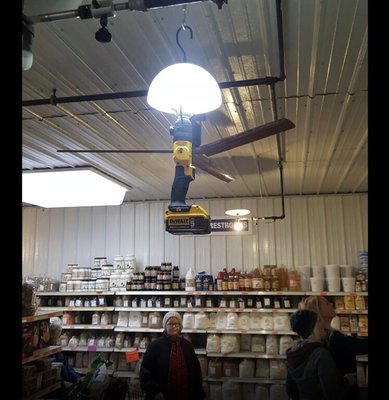 PINEVIEW DISCOUNT STORE - Updated December 2025 - 13 Reviews - 9200 S ...