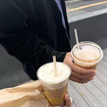 YELLOW THE CAFE - Updated July 2025 - 1033 Photos & 443 Reviews - 1524 ...